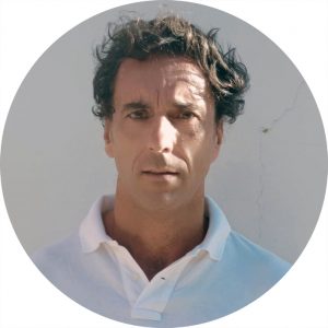 Ly Group - Ly Company Group - Azienda che imbottiglia l'acqua in cartoni.